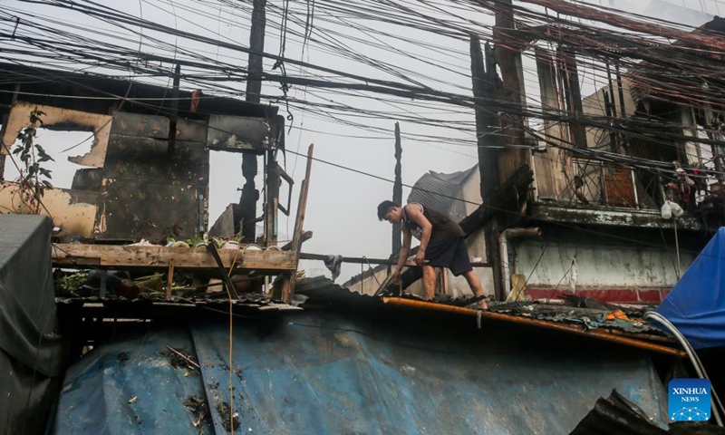 Some 500 families lose homes in residential fire in Manila, Philippines ...