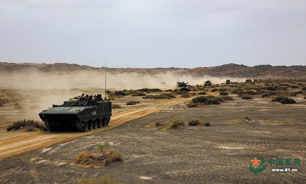 Howitzer fires at target during live-fire training exercise - Global Times
