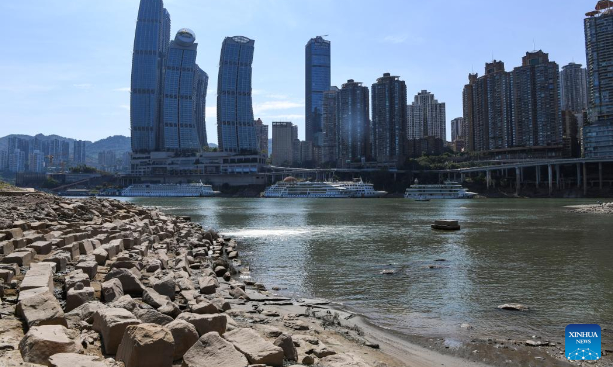 Water level of Jialing River in SW China falls significantly - Global Times