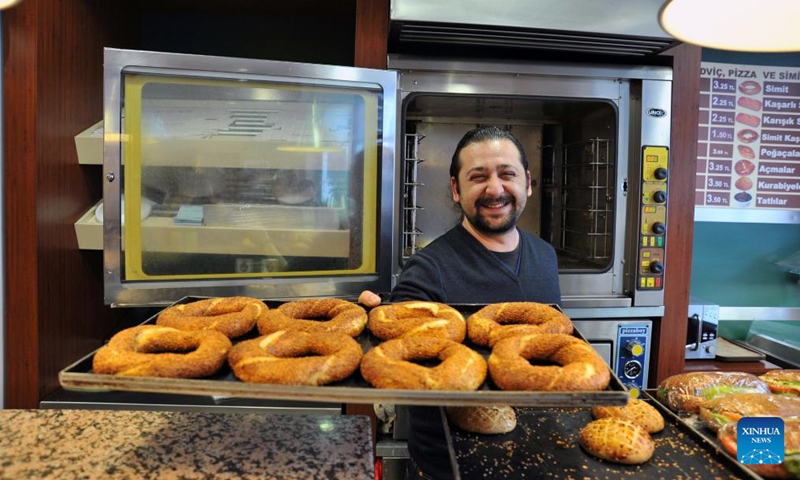 Turkish popular snack simit suffers from inflation - Global Times
