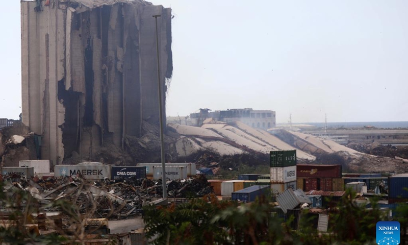 Northern part of damaged Beirut port silos collapses entirely - Global ...