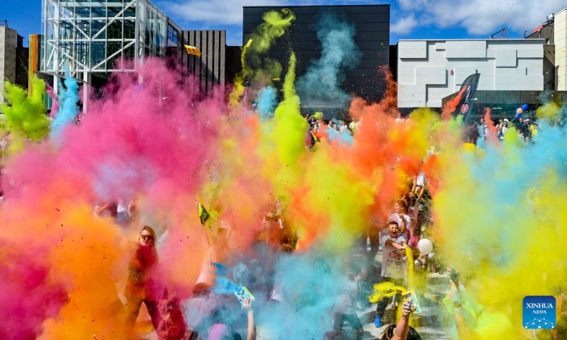 People enjoy color run in Skopje, North Macedonia - Global Times
