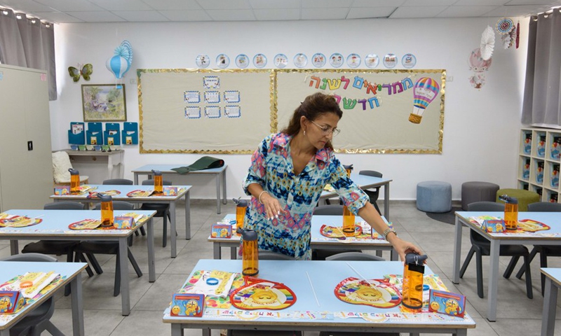 Israeli school year starts as scheduled after last-minute deal averts ...