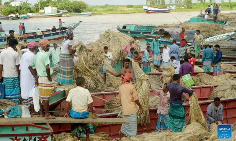Jute market at ferry terminal in Bangladesh - Global Times