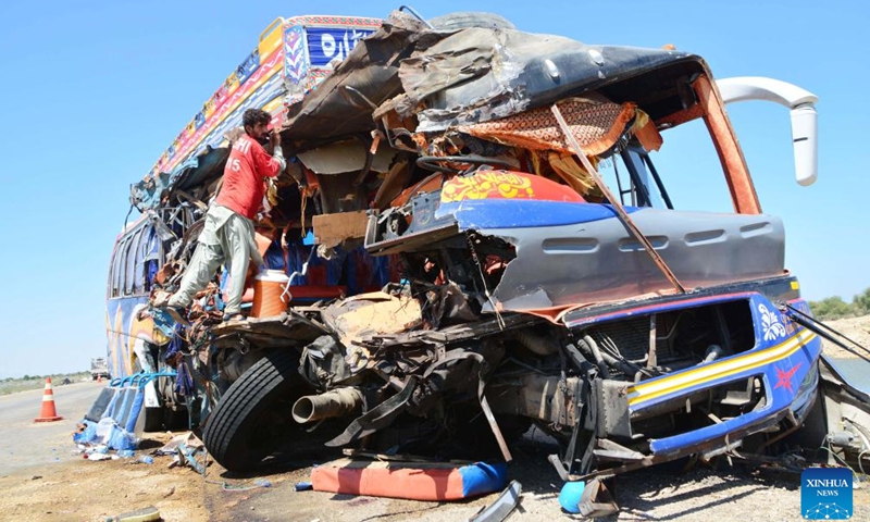 13 killed in south Pakistan's road crash - Global Times