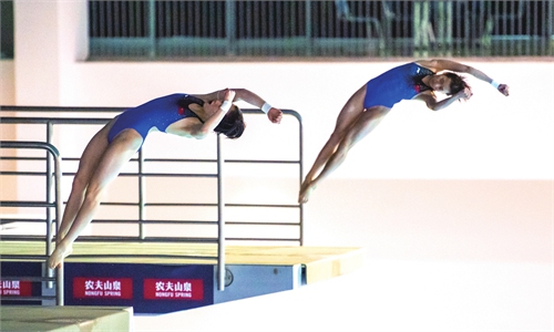 Chinese Dream Team win men's, women's 10m synchronized golds at Diving ...