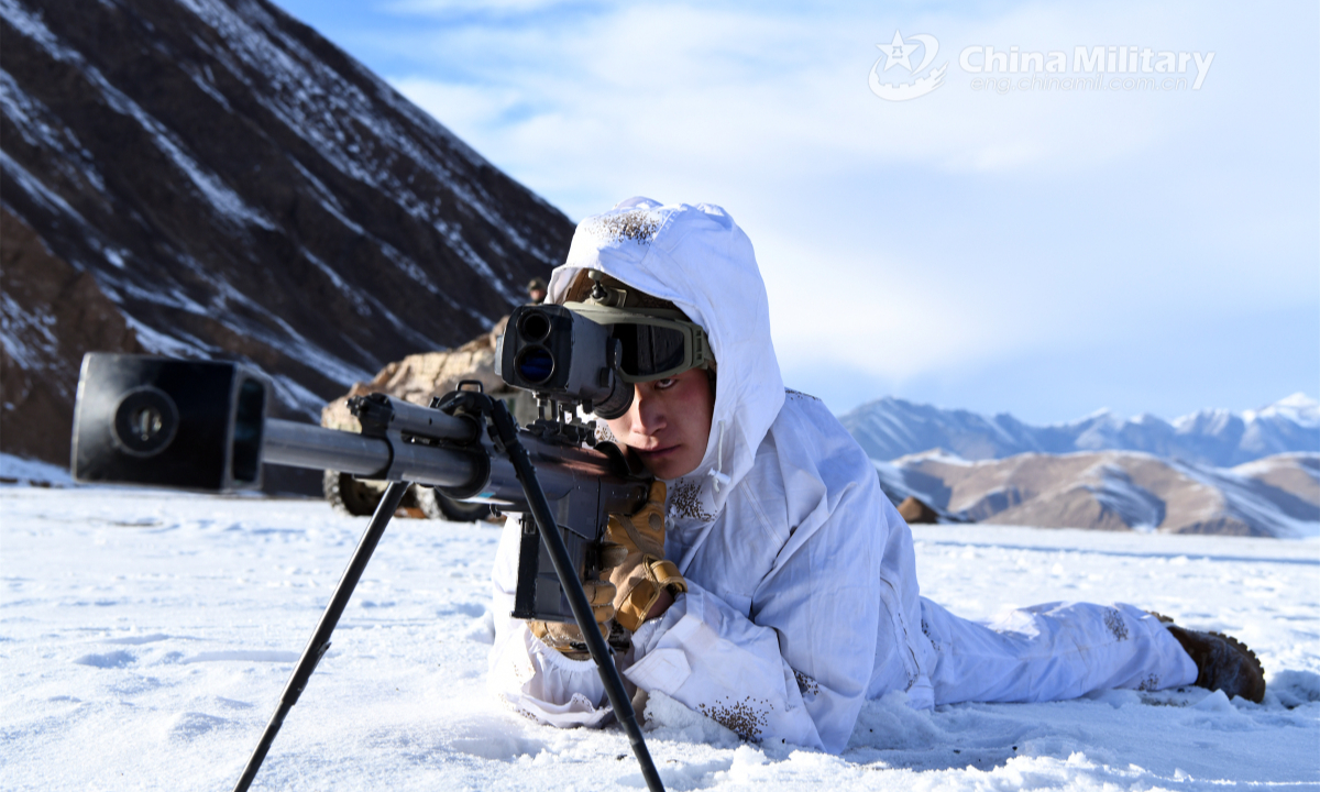 PLA soldiers practice reconnaissance skills in snowfield - Global Times