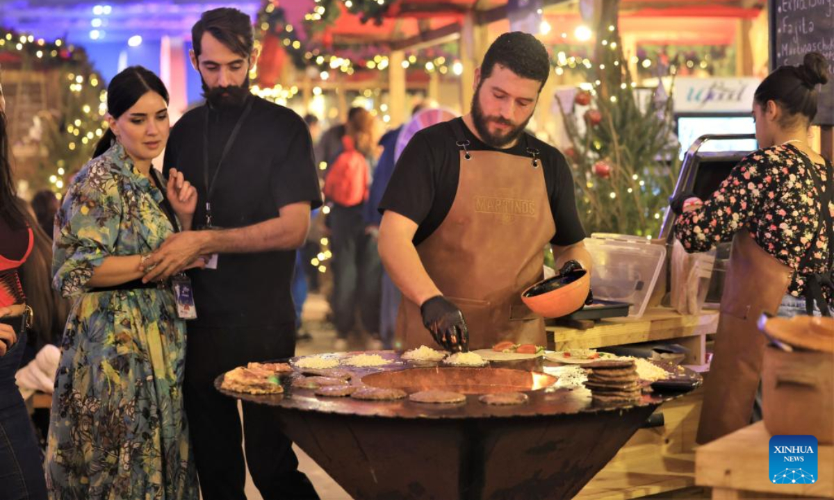 People visit Christmas market in Beirut, Lebanon - Global Times