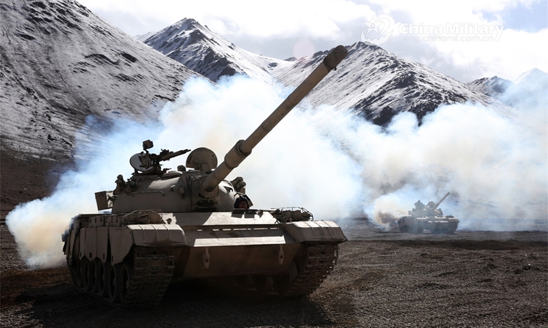 MBTs rumble in mountainous region - Global Times