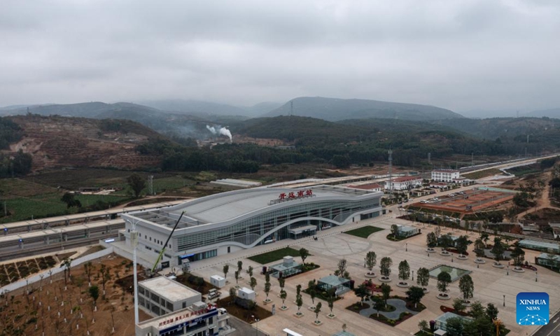 Trial run of Mile-Mengzi high-speed railway in Yunnan, SW China ...