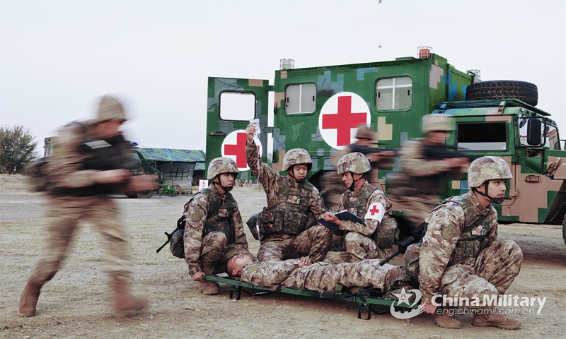 Medics rescue wounded in medical support training exercise - Global Times