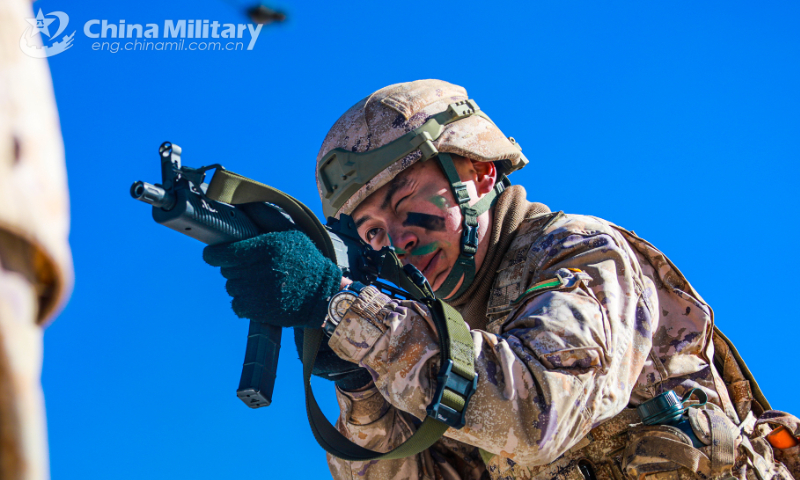 Military vehicles maneuver in real-combat training - Global Times