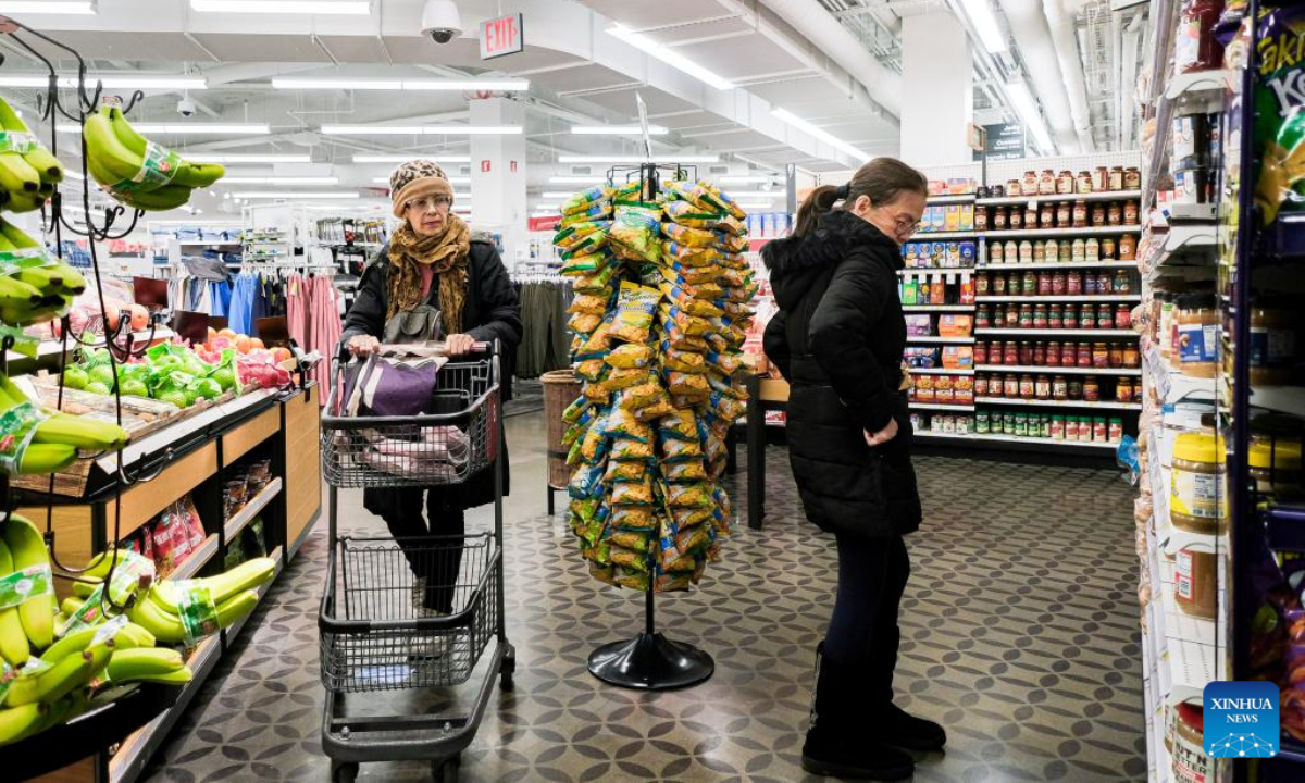 US consumer prices drop slightly in December but remain at record highs ...