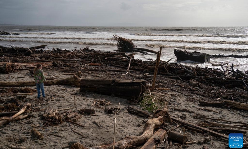 Severe winter storms leave at least 16 dead in U.S. California - Global ...
