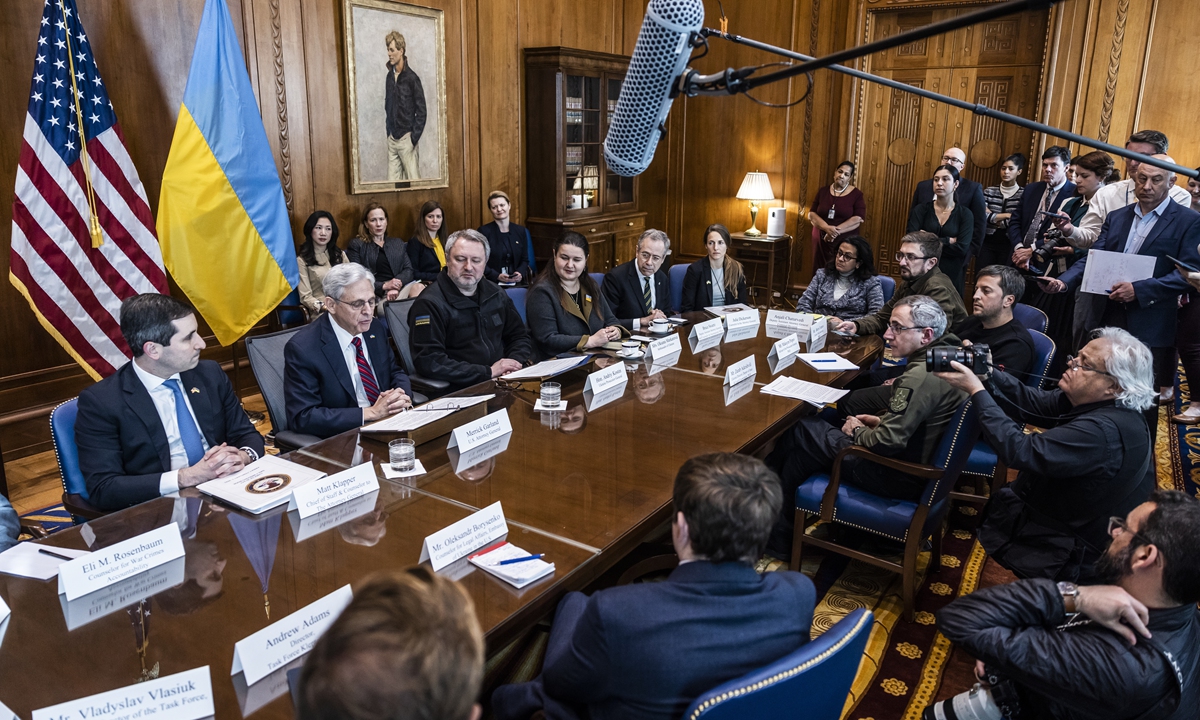 An unusual meeting - Global Times