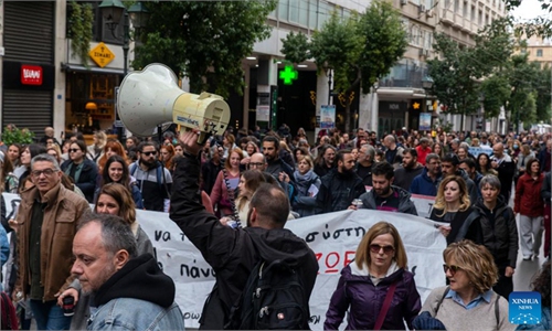 Greece paralyzed by 24-hour general strike over deadly train accident ...