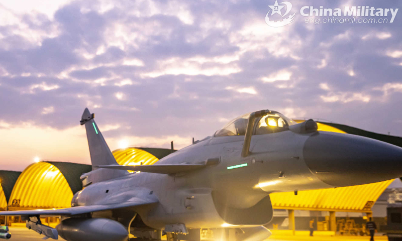 Fighter jets in flight training - Global Times