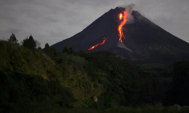 Mount Merapi volcano erupts in Indonesia - Global Times