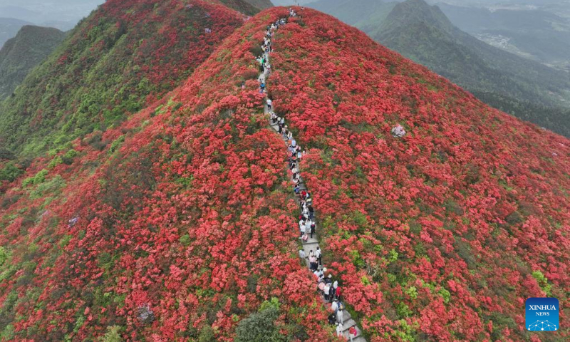 China witnesses travel boom during May Day holiday - Global Times