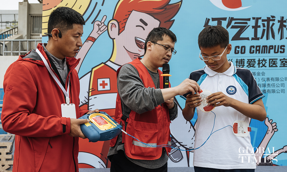 Beijing students showcase first-aid skills in knowledge competition ...