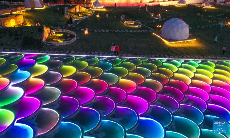 China witnesses travel boom during May Day holiday - Global Times