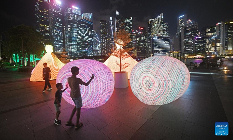 Light show held at Marina Bay area in Singapore - Global Times