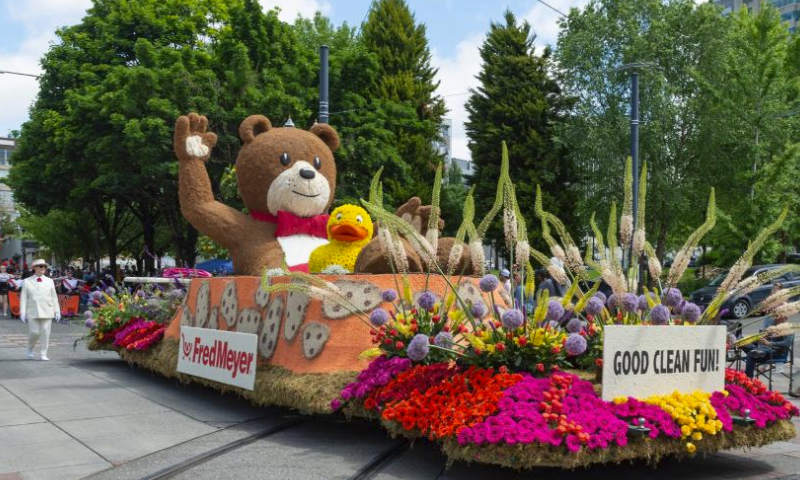 Grand Floral Parade held during Portland Rose Festival - Global Times
