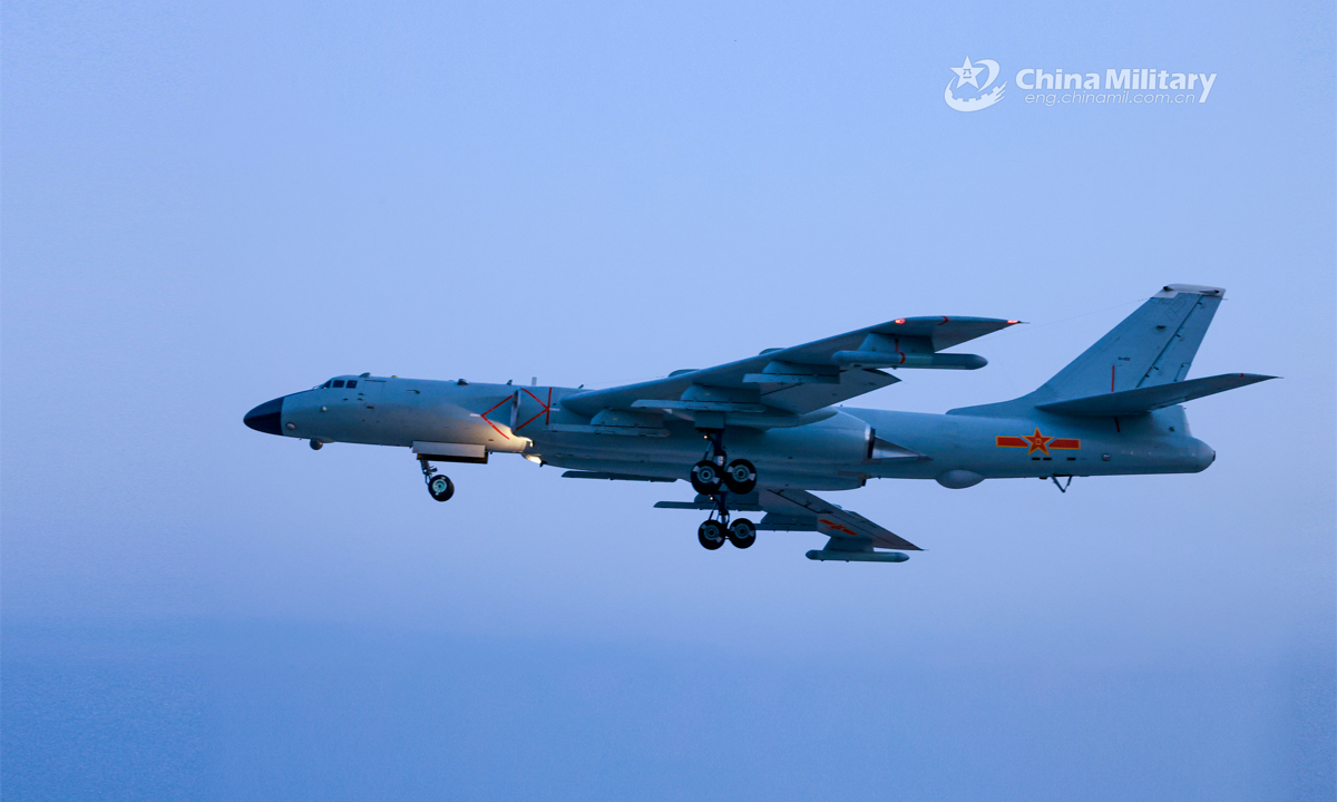 Bombers in round-the-clock flight training - Global Times