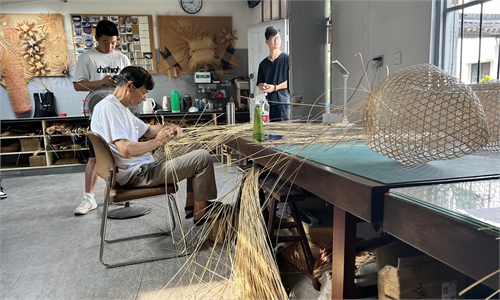 Inheritor of bamboo weaving innovates ancient art form - Global Times