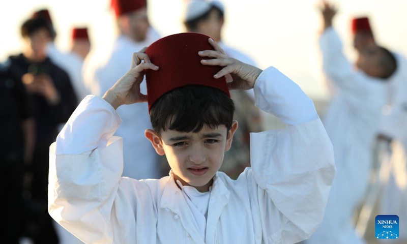 Samaritans participate in traditional ceremony celebrating Shavuot ...