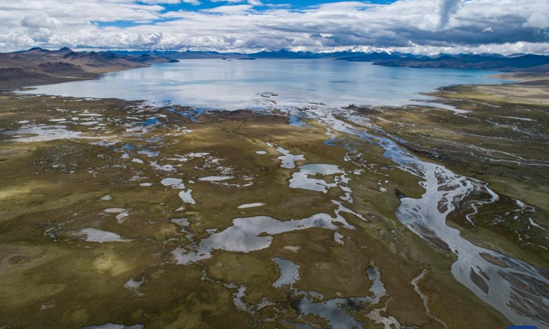Charming view of Puma Yumco Lake in Tibet - Global Times