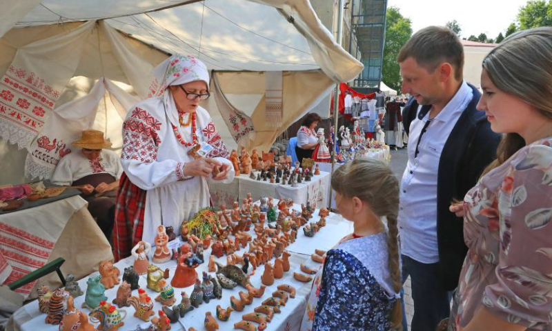 32nd Int'l Festival of Arts "Slavianski Bazaar" held in Belarus ...