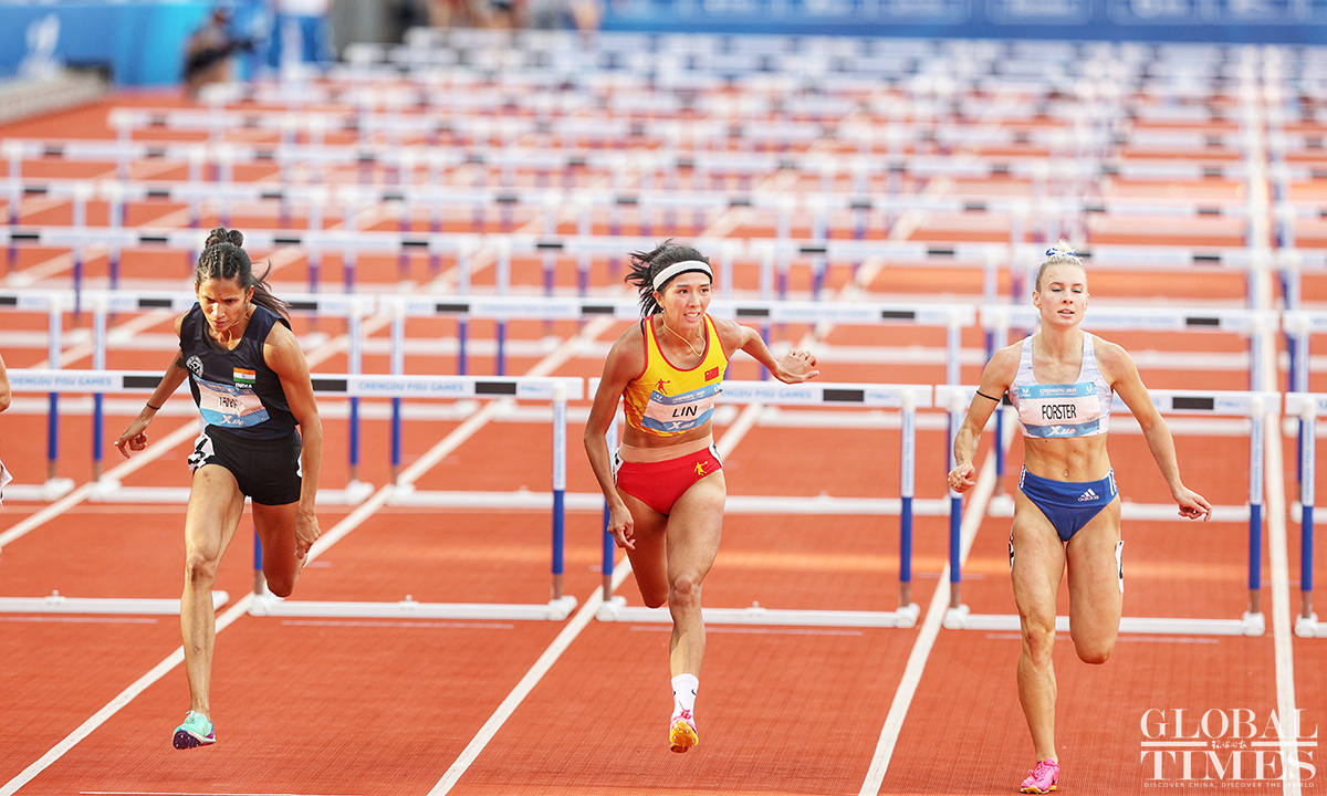 Chinese athletes advance to finals of women's 100m hurdles at Chengdu ...