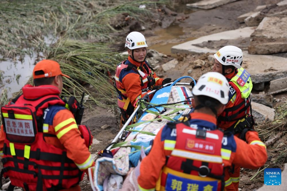 Local government mobilizes various rescue efforts in flood-stricken ...