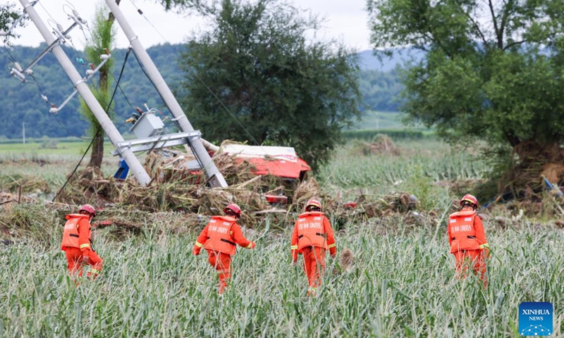 Local government mobilizes various rescue efforts in flood-stricken ...