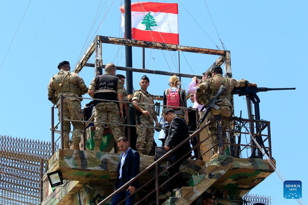 Lebanese army organizes tour along border with Israel for UN ...