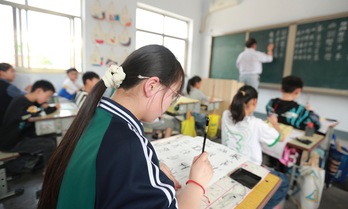 China establishes world's largest language resource repository - Global ...