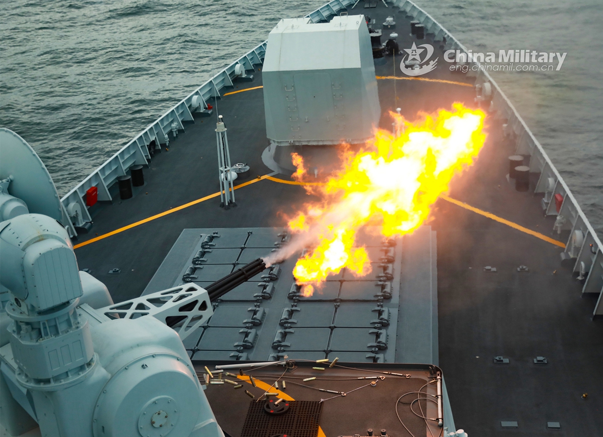 Warships fire at targets in real-combat training - Global Times