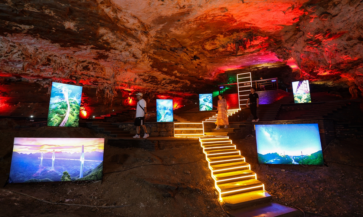 Underground exhibition - Global Times