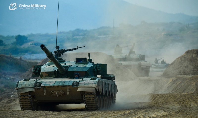 Main battle tanks maneuver in complex terrain - Global Times