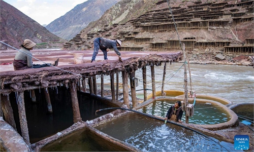 Salt fields in China's Tibet - Global Times