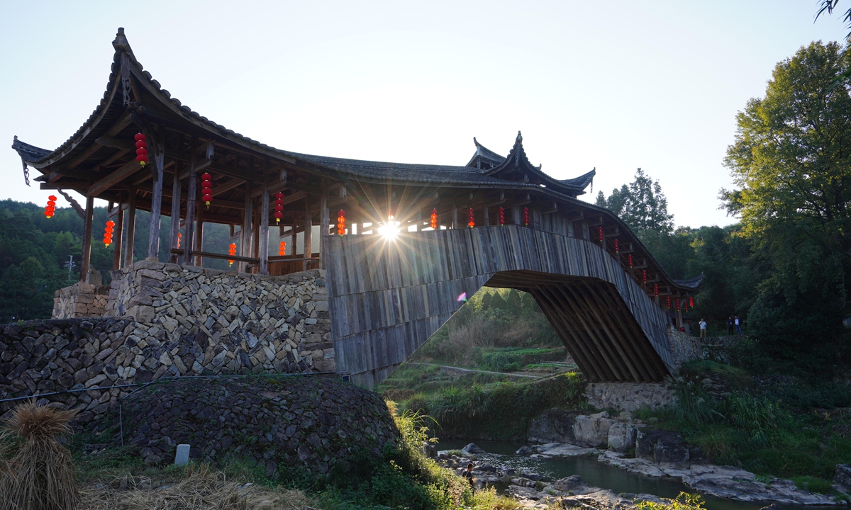 Corridor bridges, China's 2,000-year-old architectural heritage, see ...