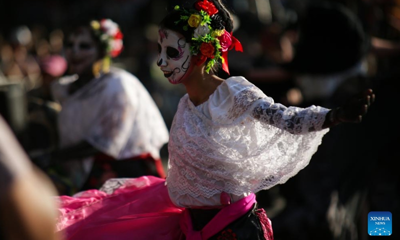 People take part in Day of Dead Parade in Mexico City - Global Times
