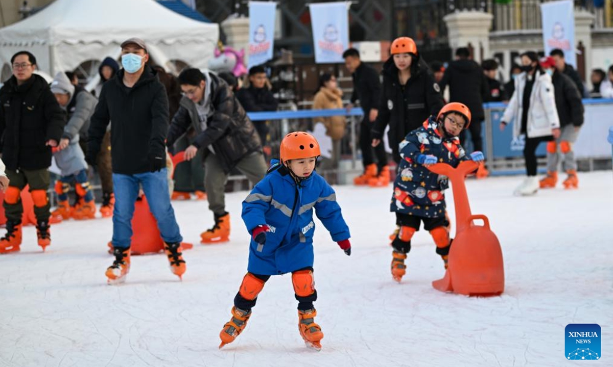 Ice rink opens to public in Tianjin, N China - Global Times