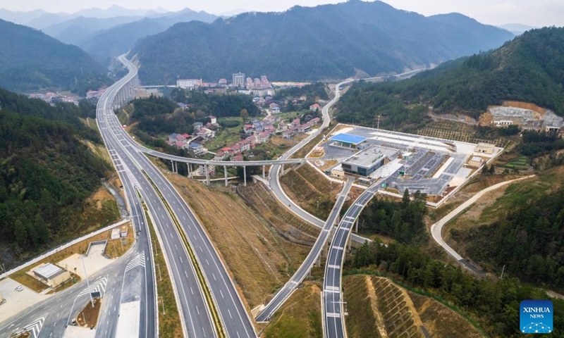 Guanzhuang-Xinhua expressway in China's Hunan officially put into ...