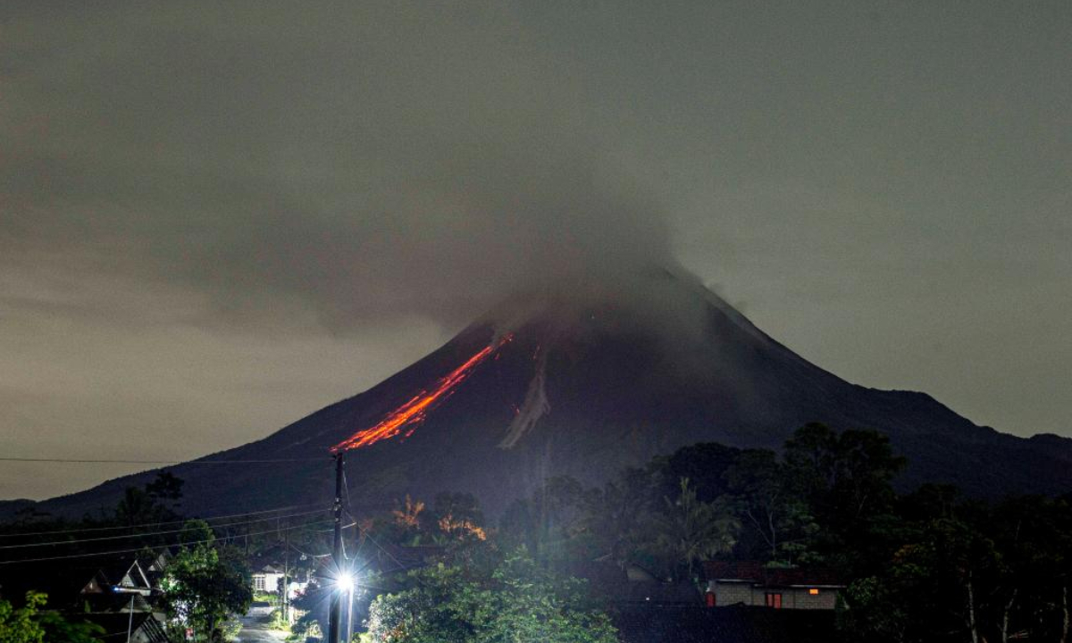 Mount Merapi volcano erupts in Indonesia - Global Times
