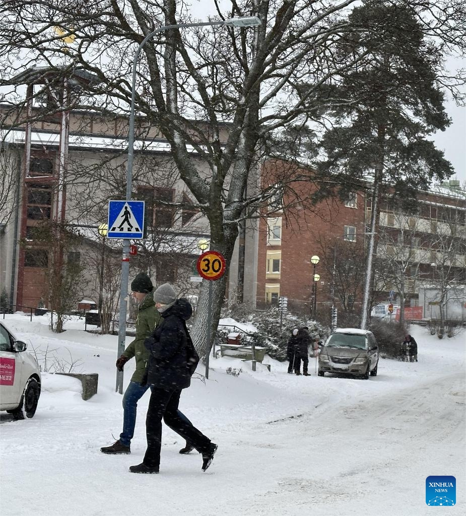 Plane veers off taxiway, roads closed as blizzard sweeps Sweden ...