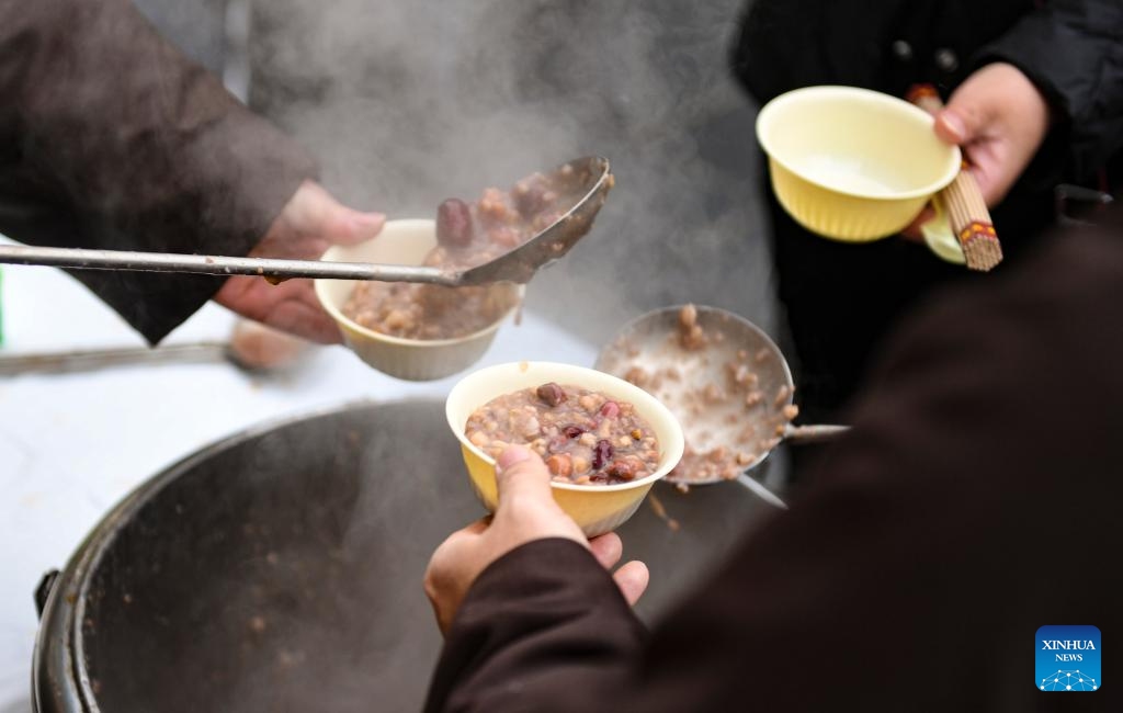 People celebrate Laba Festival across China - Global Times