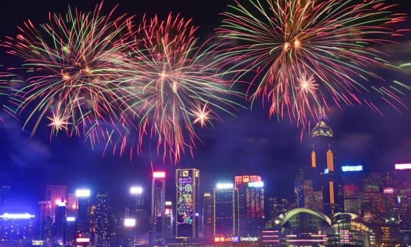 Fireworks set off to celebrate Spring Festival in Hong Kong - Global Times
