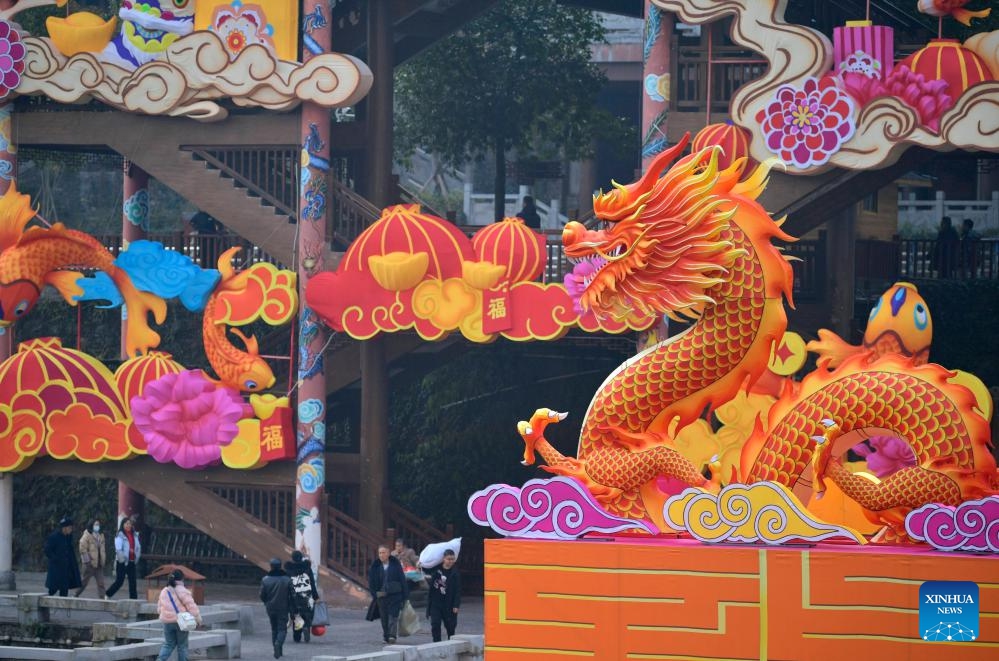 People prepare for Spring Festival across China - Global Times